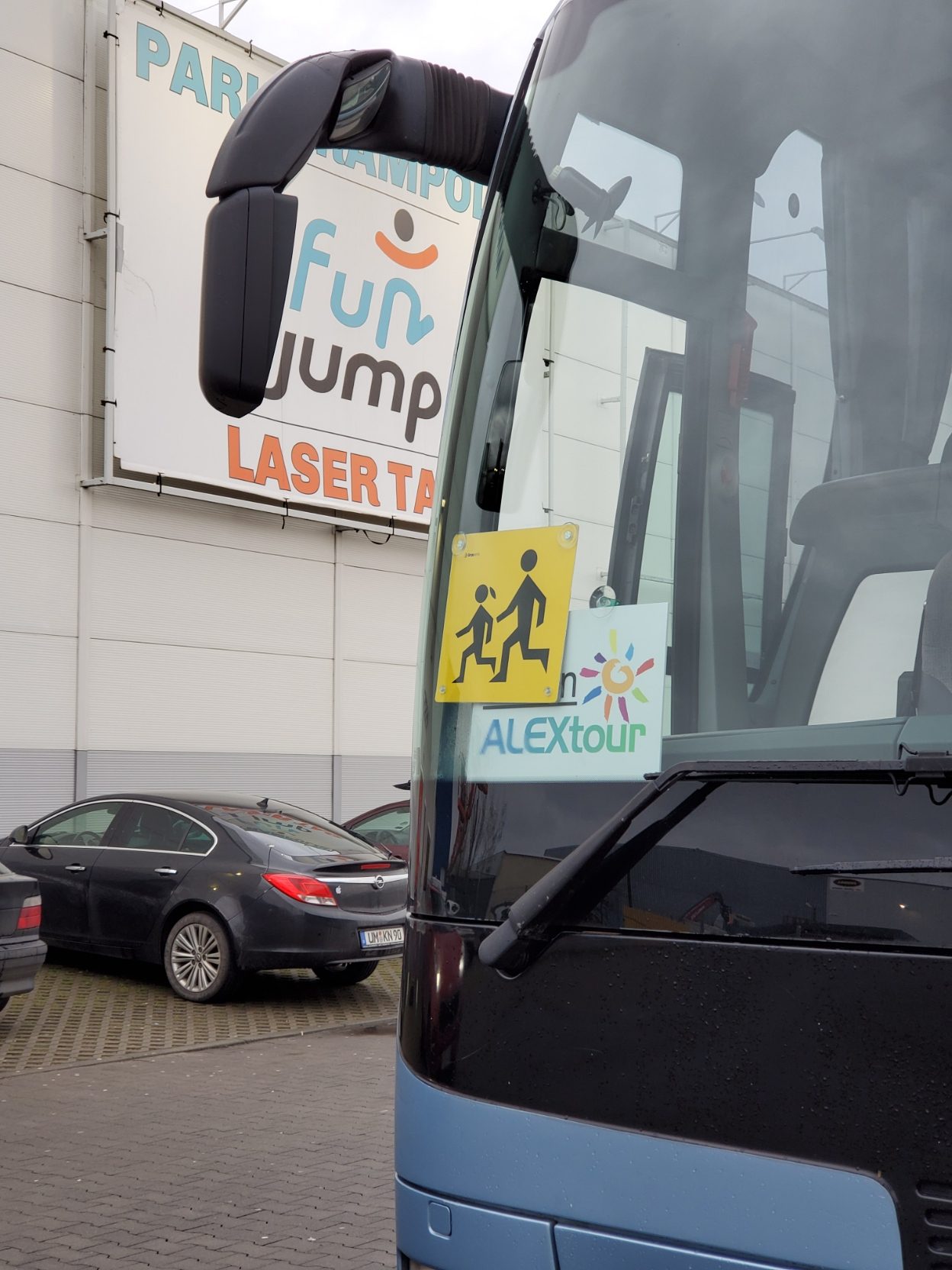 Wynajem autokaru na wycieczkÄ™ szkolnÄ…. Co trzeba wiedzieÄ ...